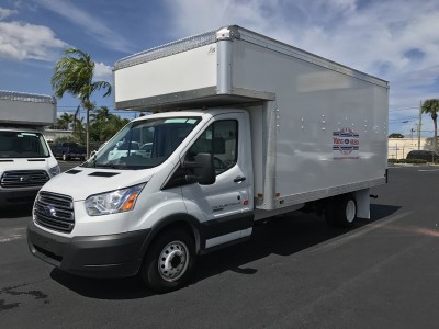 15' Box Truck With Pull Out Ramp -04 - Akers Truck Rental